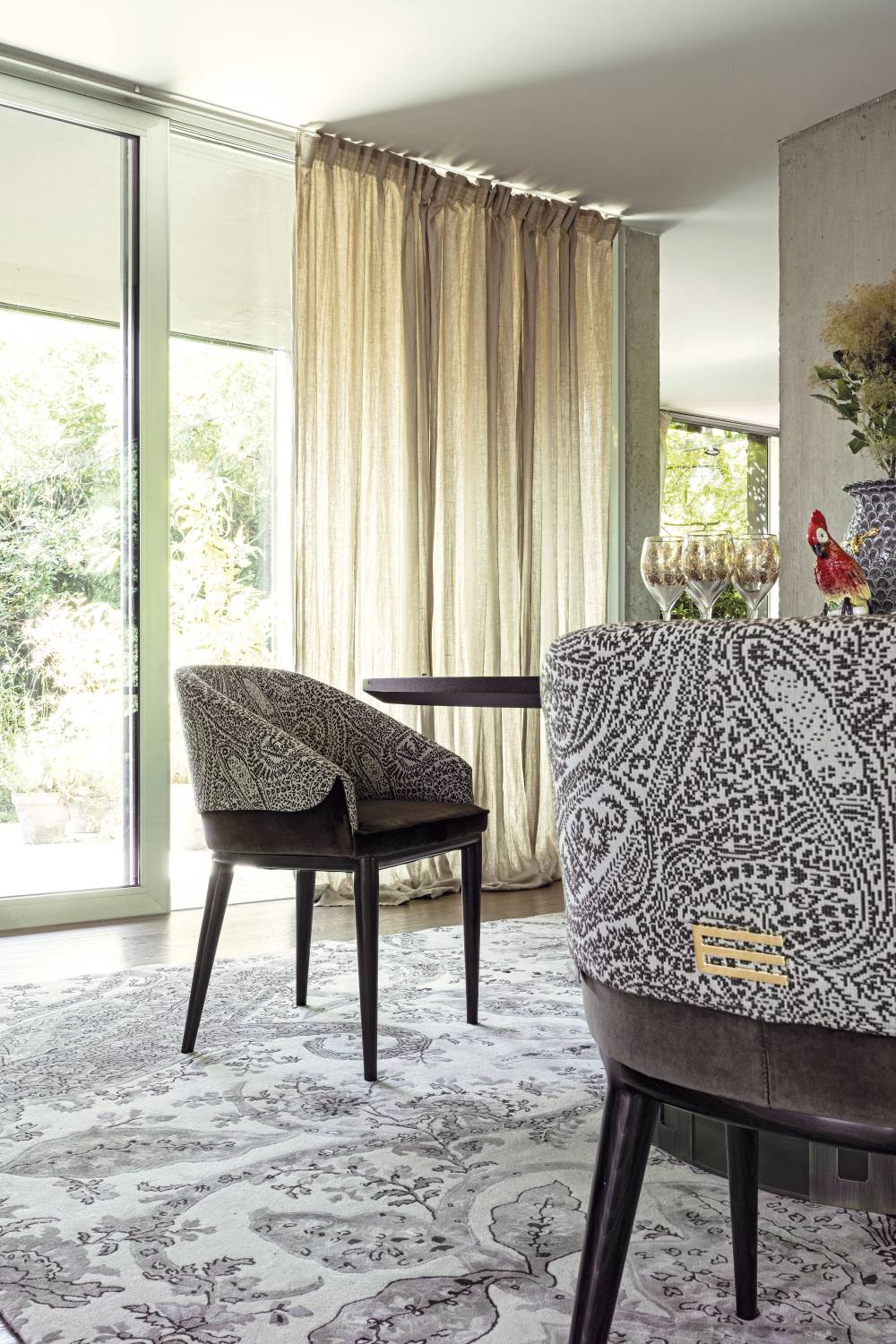 Chairs | ETRO Home Interiors
